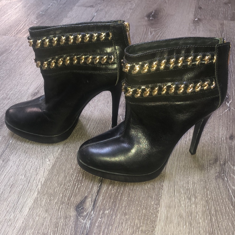 Tory Burch Lysa Chain Link Trim Platform Back Zip Boo… - Gem